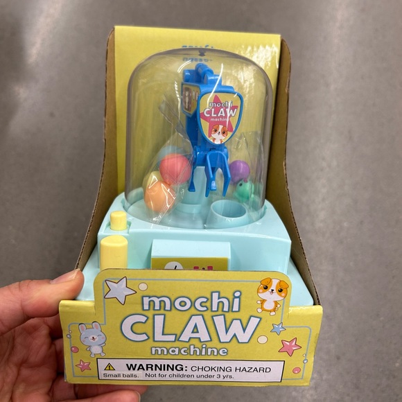 Toys | Nwt Mochi Claw Machine Toy | Poshmark